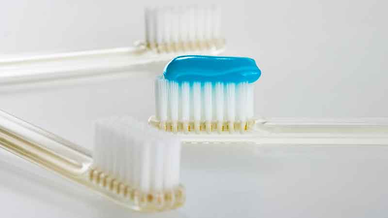 Sweetener in toothpaste - sodium saccharin